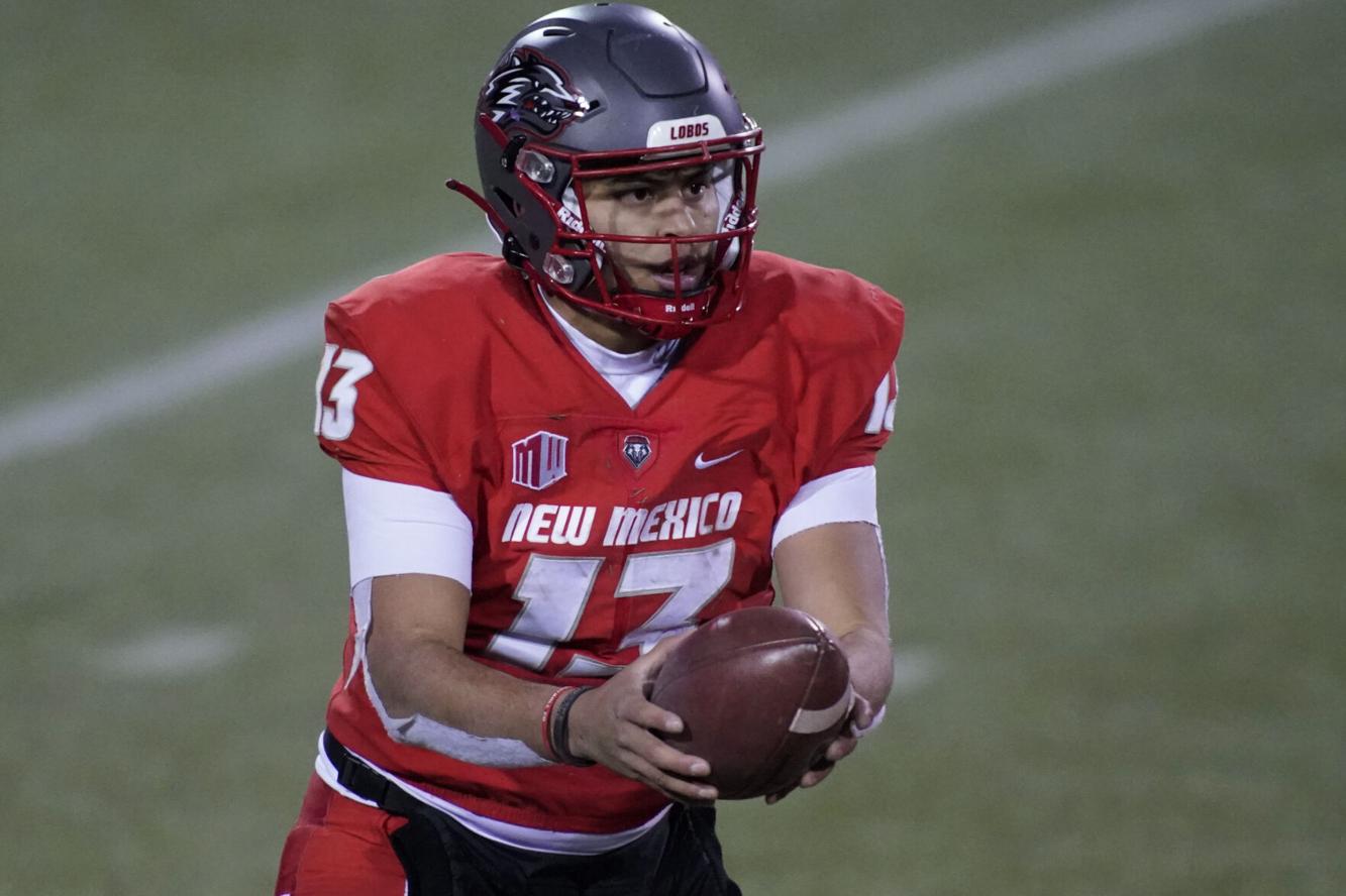 Quarterback Chavez goes from unknown to Lobos hero | Local Columns ...