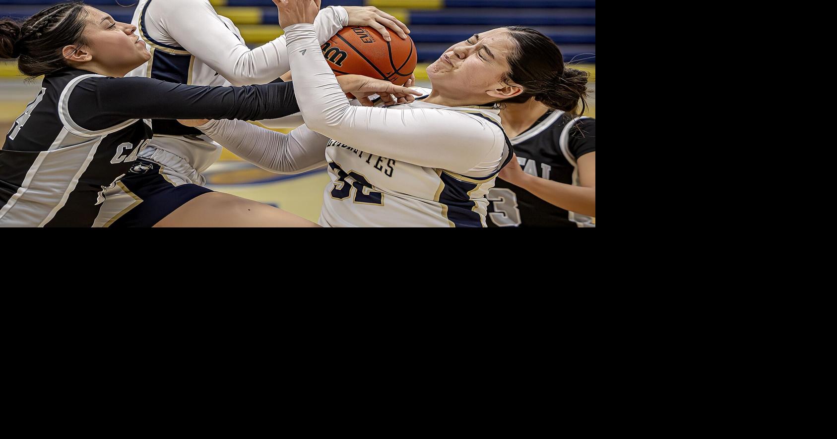 Demonettes play against type to down crosstown rival Jaguars 43-19 in ...