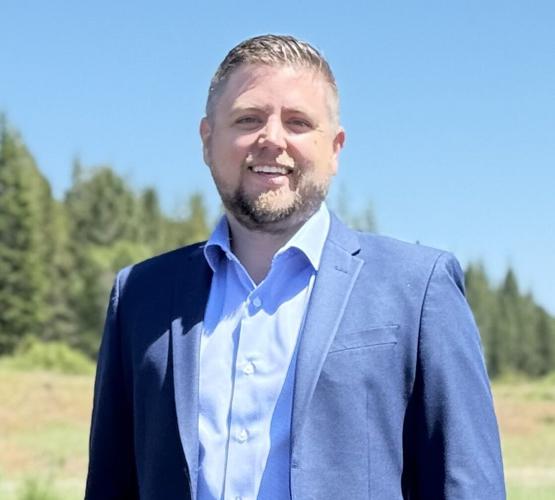 City of Santa Fe hires John Dickinson as new airport manager | Local ...