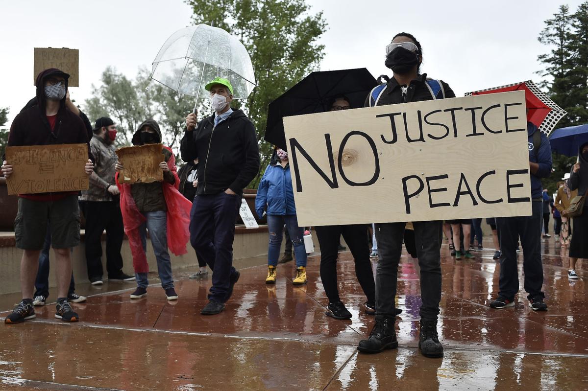 Activists rally behind idea of abolishing police | Local News ...