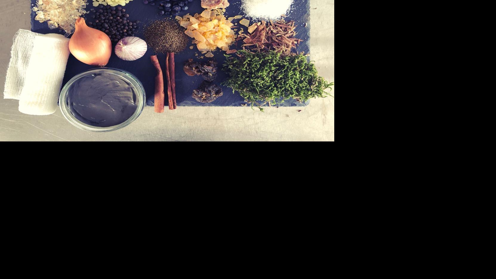 The scent of history: Egyptologist Dora Goldsmith | Pasatiempo ...