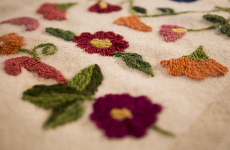 Colcha embroidery artist showcases work at China folk art market ...