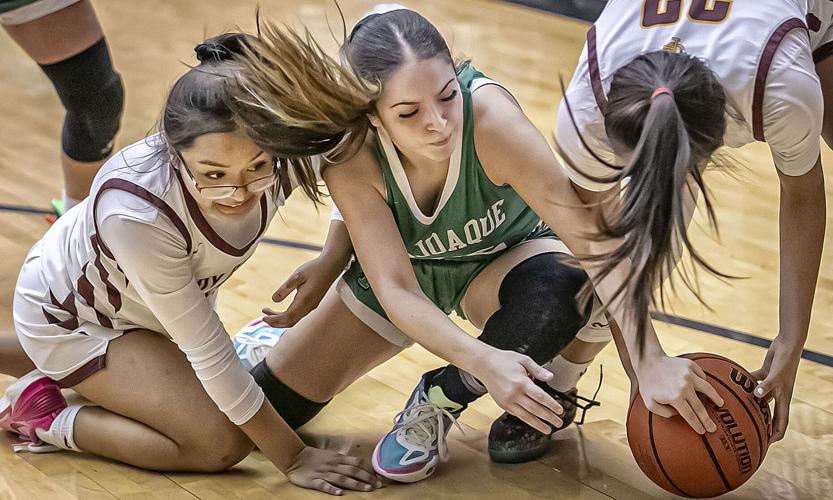 Reunions abound as Lady Braves hold off stubborn Elketttes | Sports ...