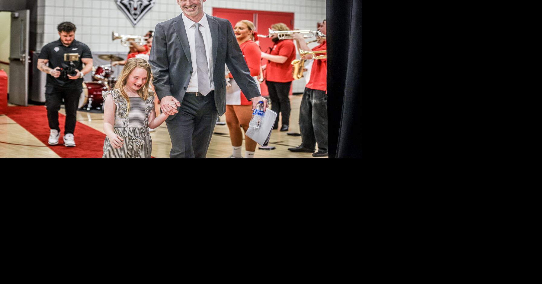 'Perfect choice': Eric Olen introduced as University of New Mexico's ...