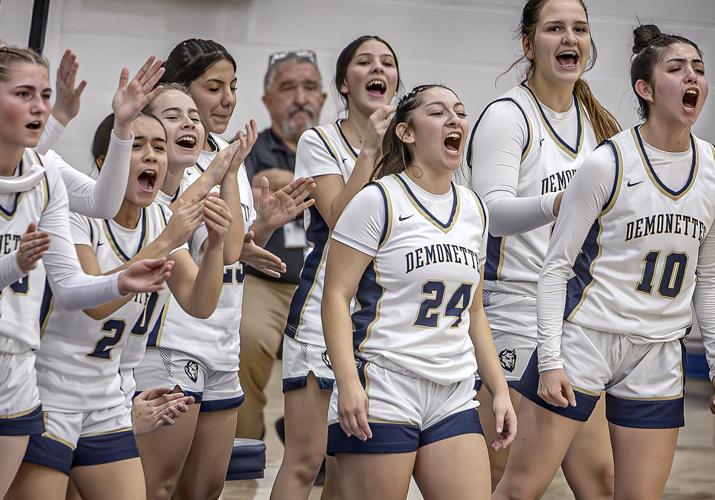 Santa Fe High finally gets to unveil depth, playing style as it reaches ...