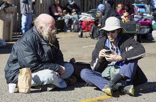 'Very achievable' goal seeks to end veterans' homelessness in Santa Fe ...