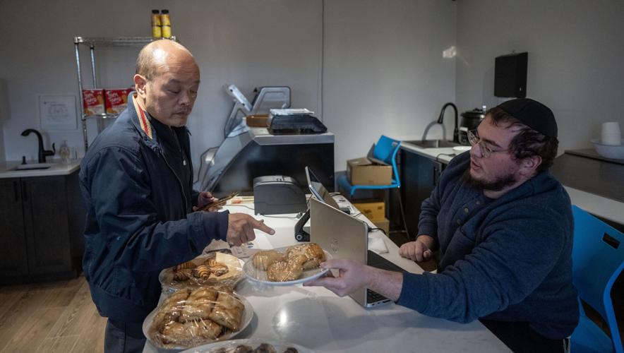 Manhattan Deli offers kosher food in downtown Santa Fe | Local News ...