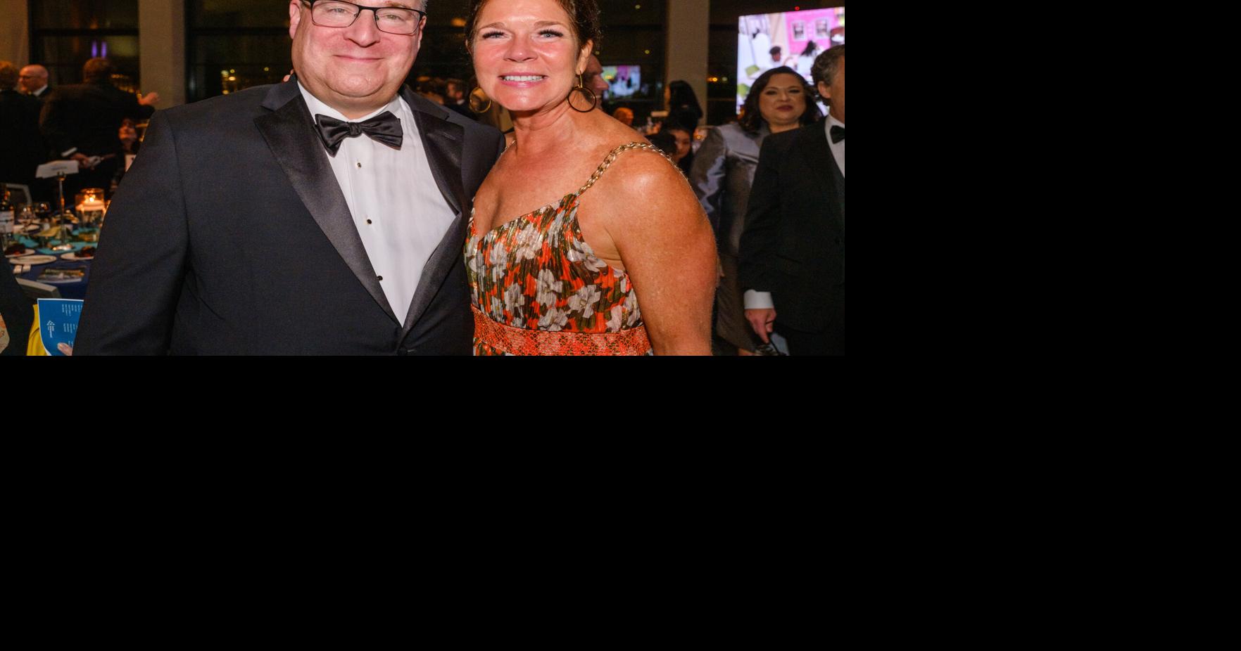 Junior Acheivement Savannah Business Hall of Fame Honors Nina Gompels ...