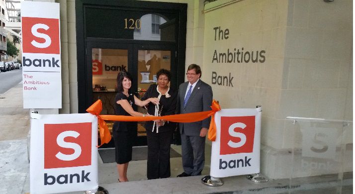The S Bank, led by Mark Smith, celebrates opening of first Chatham ...
