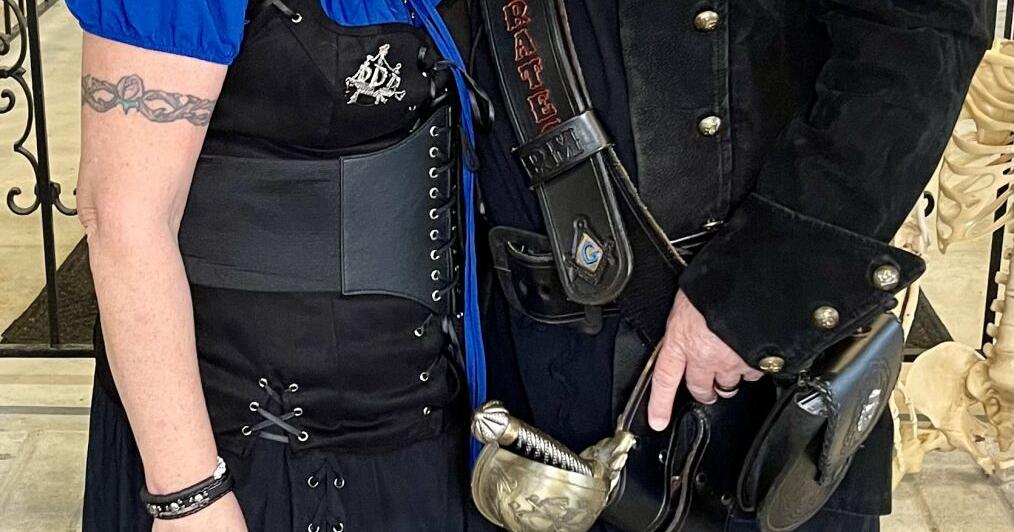 Alee Shriners “Ahoy Matey” Kickoff | Photos | savannahbusinessjournal.com