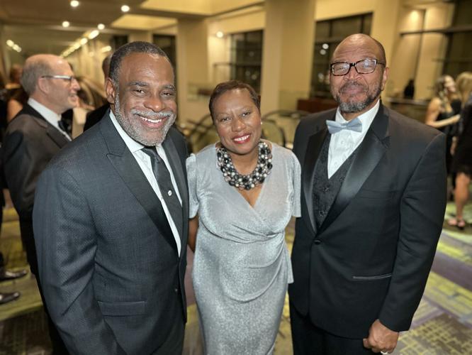 Junior Acheivement Savannah Business Hall of Fame Honors Nina Gompels ...