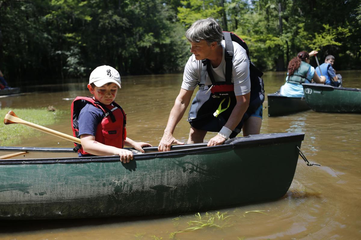 Wildlife expert introduces animals at Lynches River Jamboree