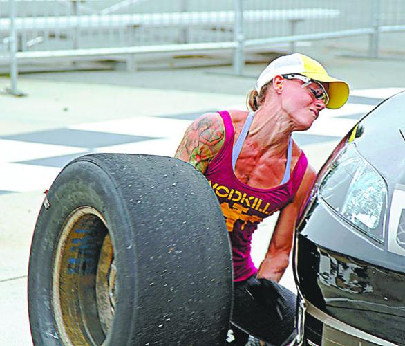 Abbott working to be first female on Cup pit crew