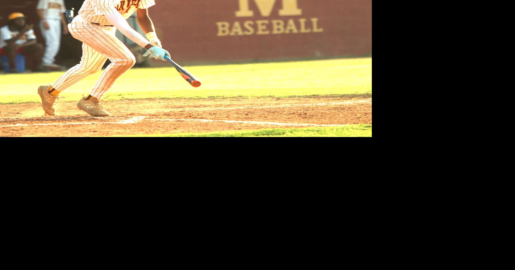 Marion baseball sweeps rival Mullins to lead region
