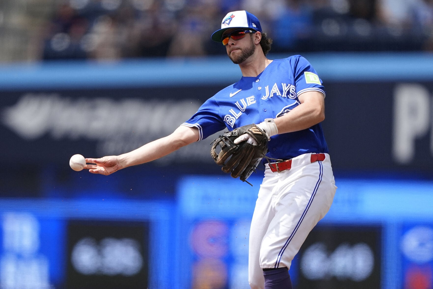 Blue Jays star Ernie Clement 'feels the love' in Toronto