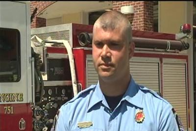 Barefoot firefighter talks about wildfire