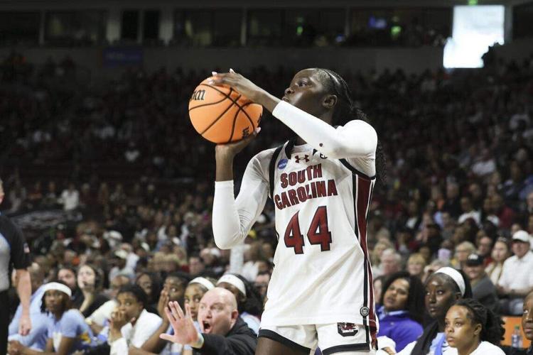 South Carolina women start March Madness with easy victory