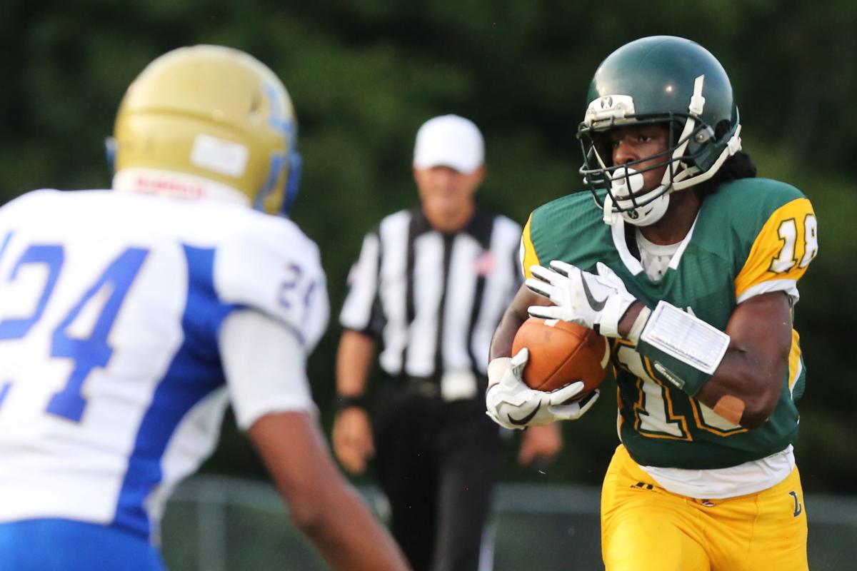 Moultrie shines in Latta's season-opening win, 26-22, over Lake View