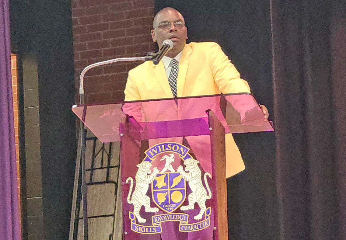 Wilson hires Frank Williams as girls' basketball coach