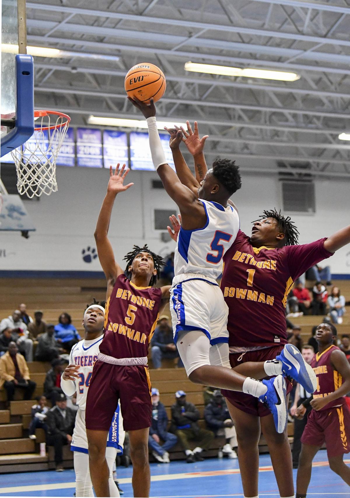 Photos: Bethune-Bowman at Hemingway Boys Basketball Class A Playoffs