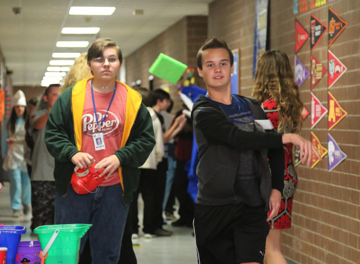 Sneed Middle School in Florence hosts carnival, dance