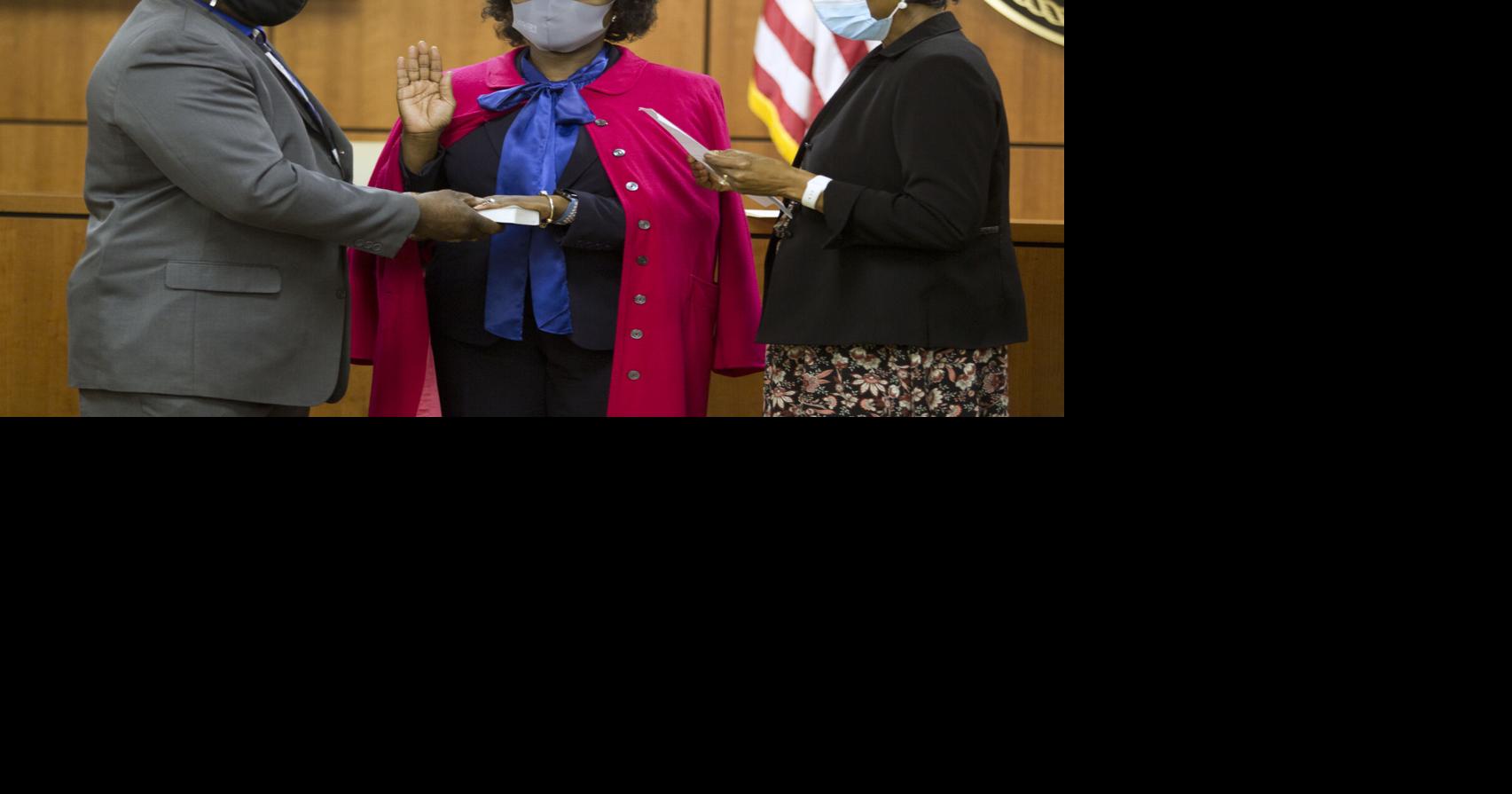 SWORN IN: Teresa Myers Ervin officially becomes Florence mayor