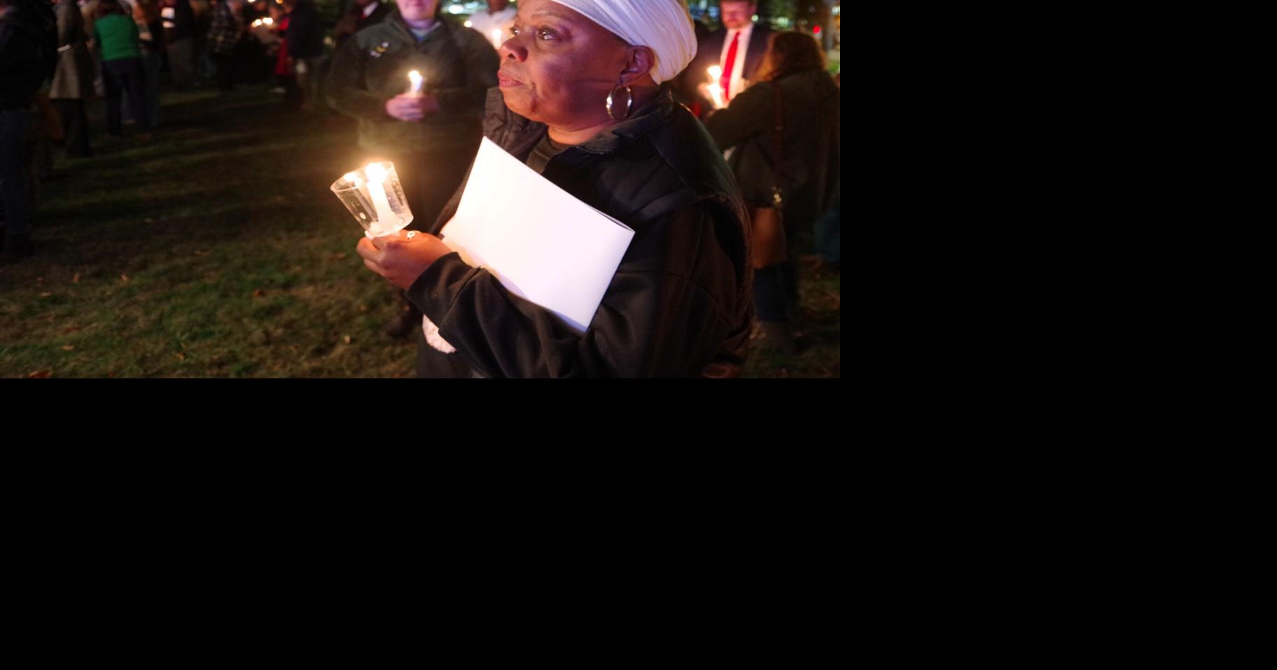 McLeod lights its trees for hospice patients