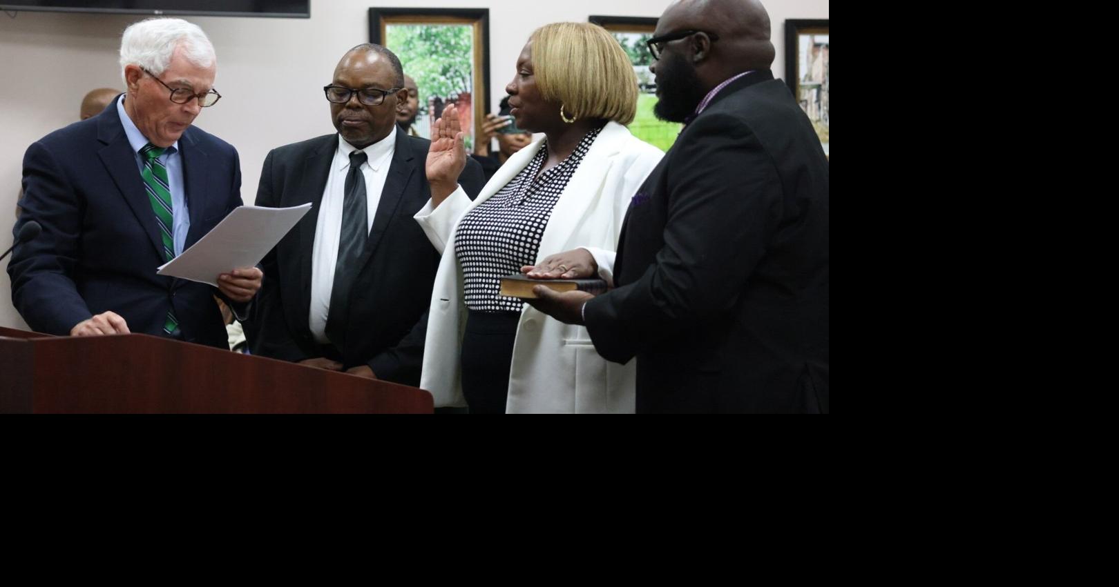 Pickett takes office as Mullins’ first Black female mayor
