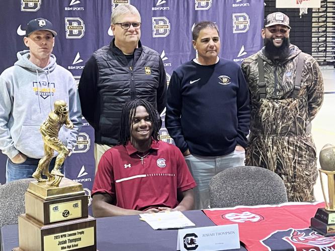 Dillon's Josiah Thompson signs with South Carolina football