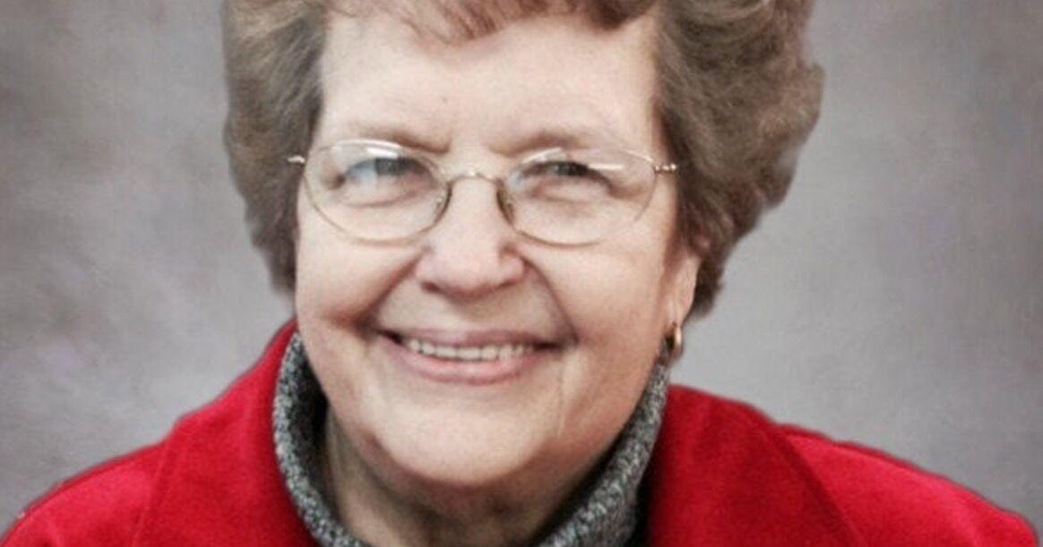 Elizabeth Setzer Lowe