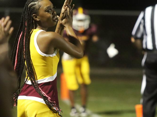 Marion Swamp Foxes celebrate homecoming 42-32 over Andrews