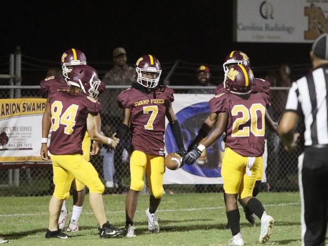 Marion Swamp Foxes celebrate homecoming 42-32 over Andrews