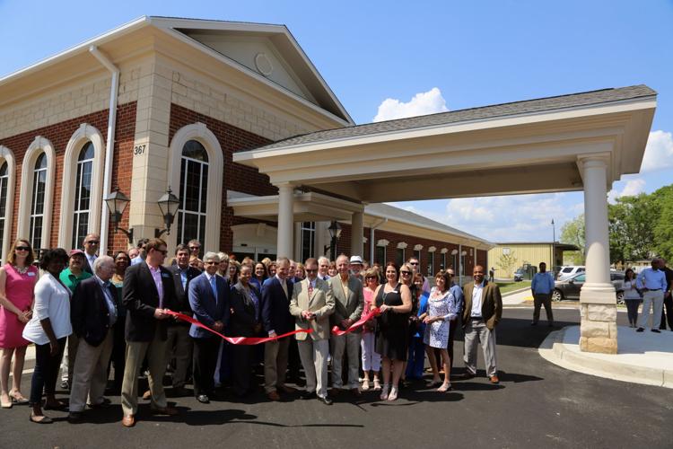 Stokes Regional Eye Centers holds ribbon cutting in Florence