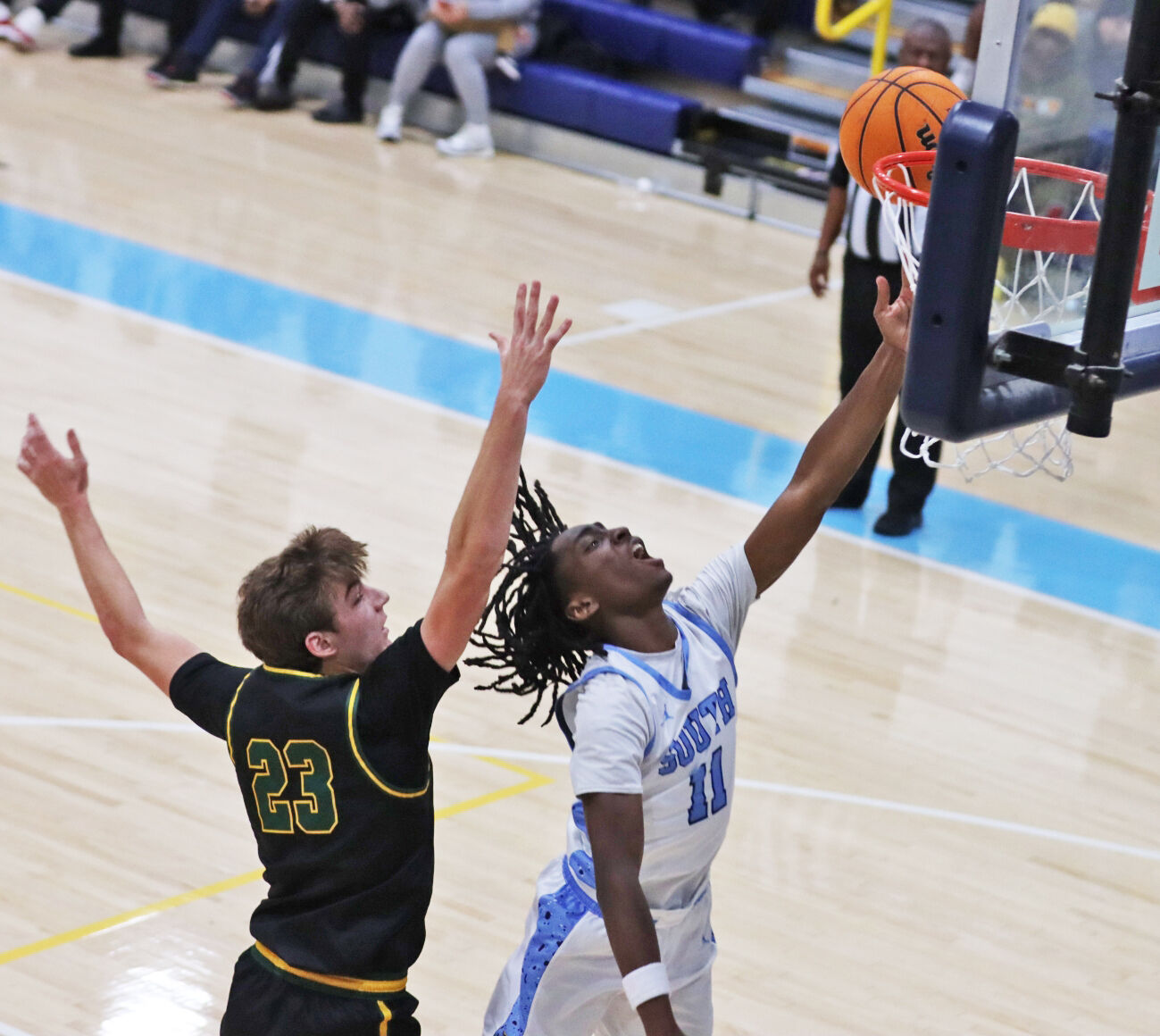 South Florence varsity basketball sweeps West Florence