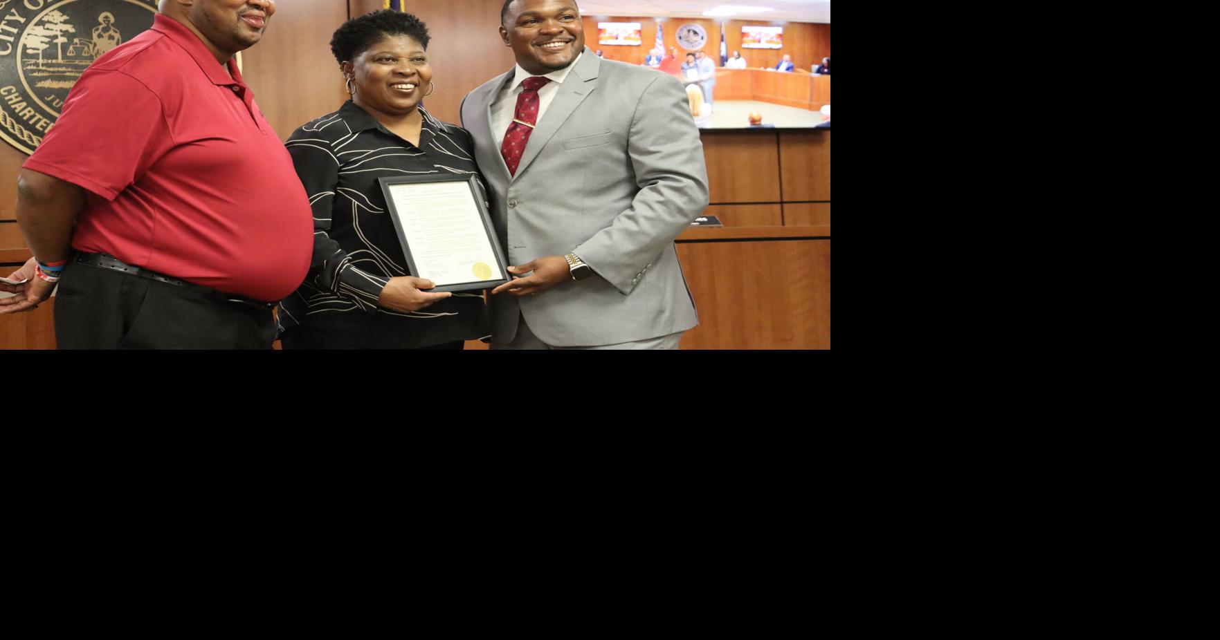 Pearl Moore Basketball Center championship court named for Jolette Law