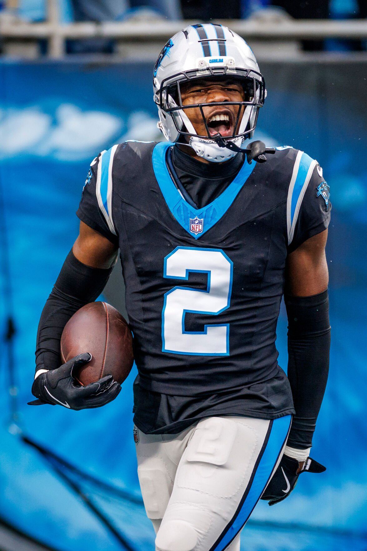 Panthers defense getting reinforcements for Rams rematch