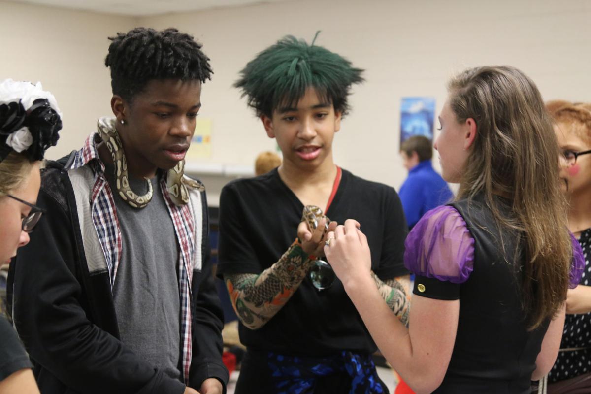 Sneed Middle School Carnival, Dance