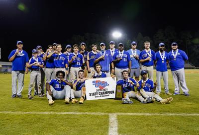 Lake View rallies twice, edges Sabres 7-6 to earn 9th state championship