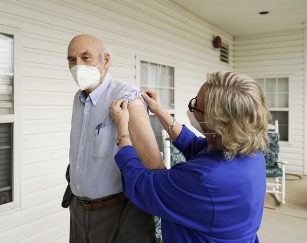 Elmcroft of Florence hosts second COVID-19 vaccine clinic