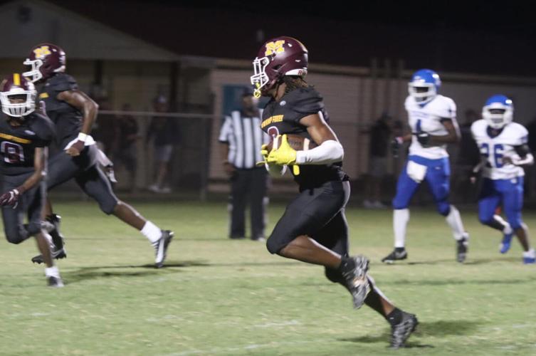 Marion improves to 4-0 in 53-0 shutout over Hemingway