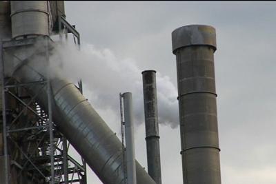 Hundreds sue Georgetown paper mill