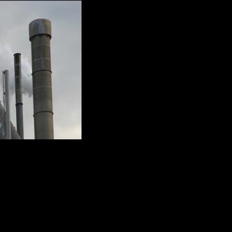 Hundreds sue Georgetown paper mill