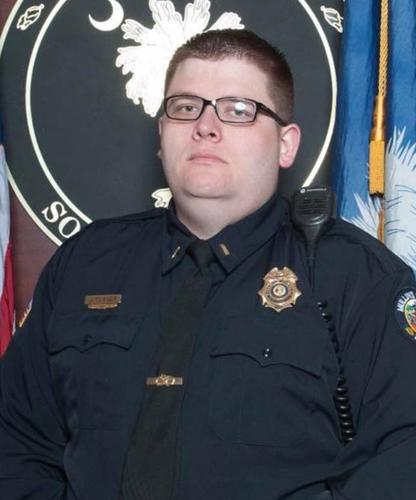 Mullins Police Department officer teaches fifth graders how to L.E.A.D.