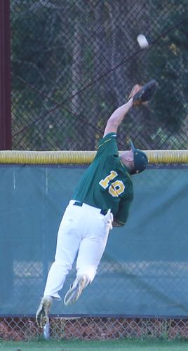 Big innings, Latta miscues propel West Florence baseball to 14-9 victory