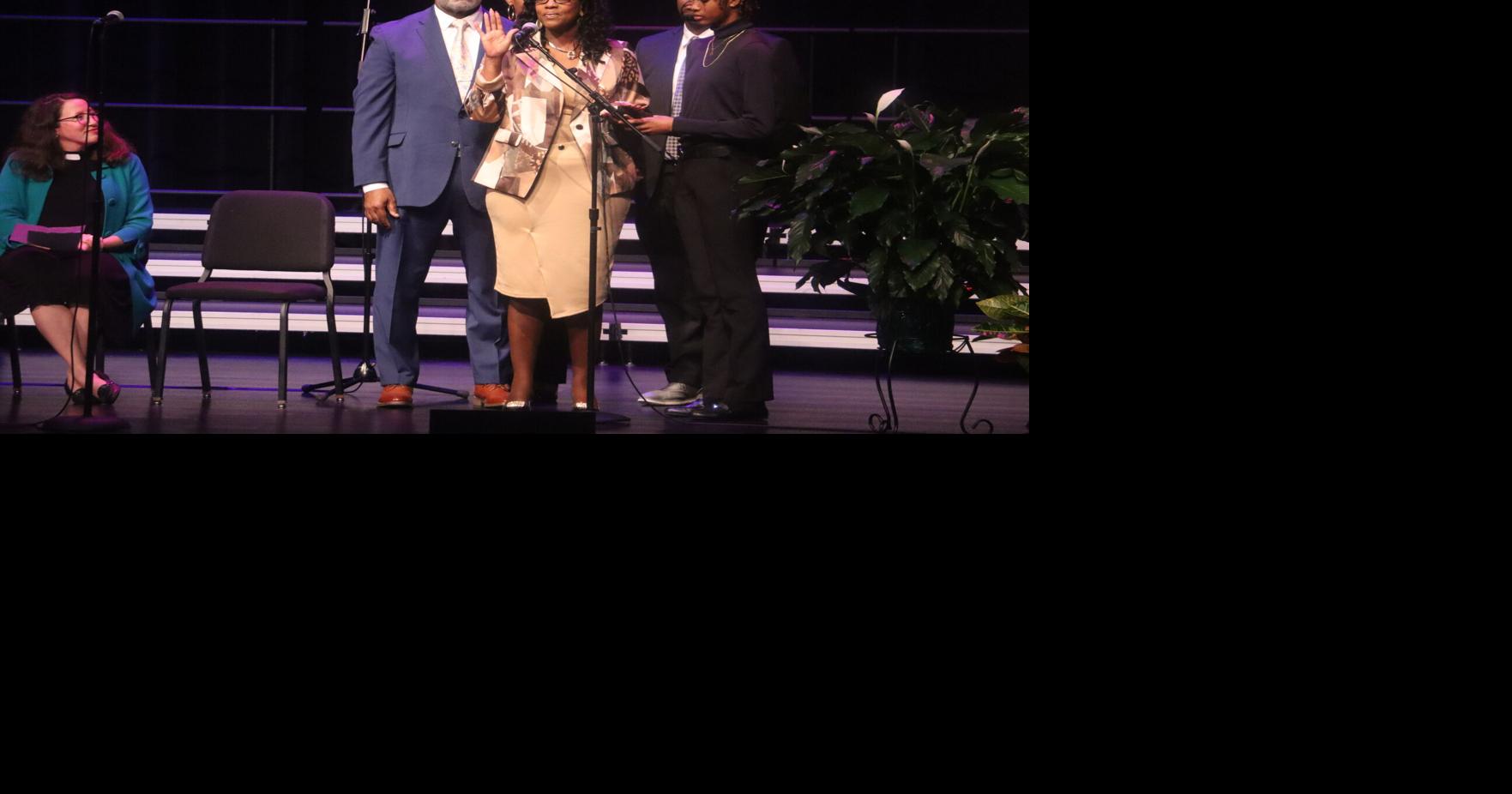 Lethonia Barnes sworn in as Florence mayor, focuses on unity and growth