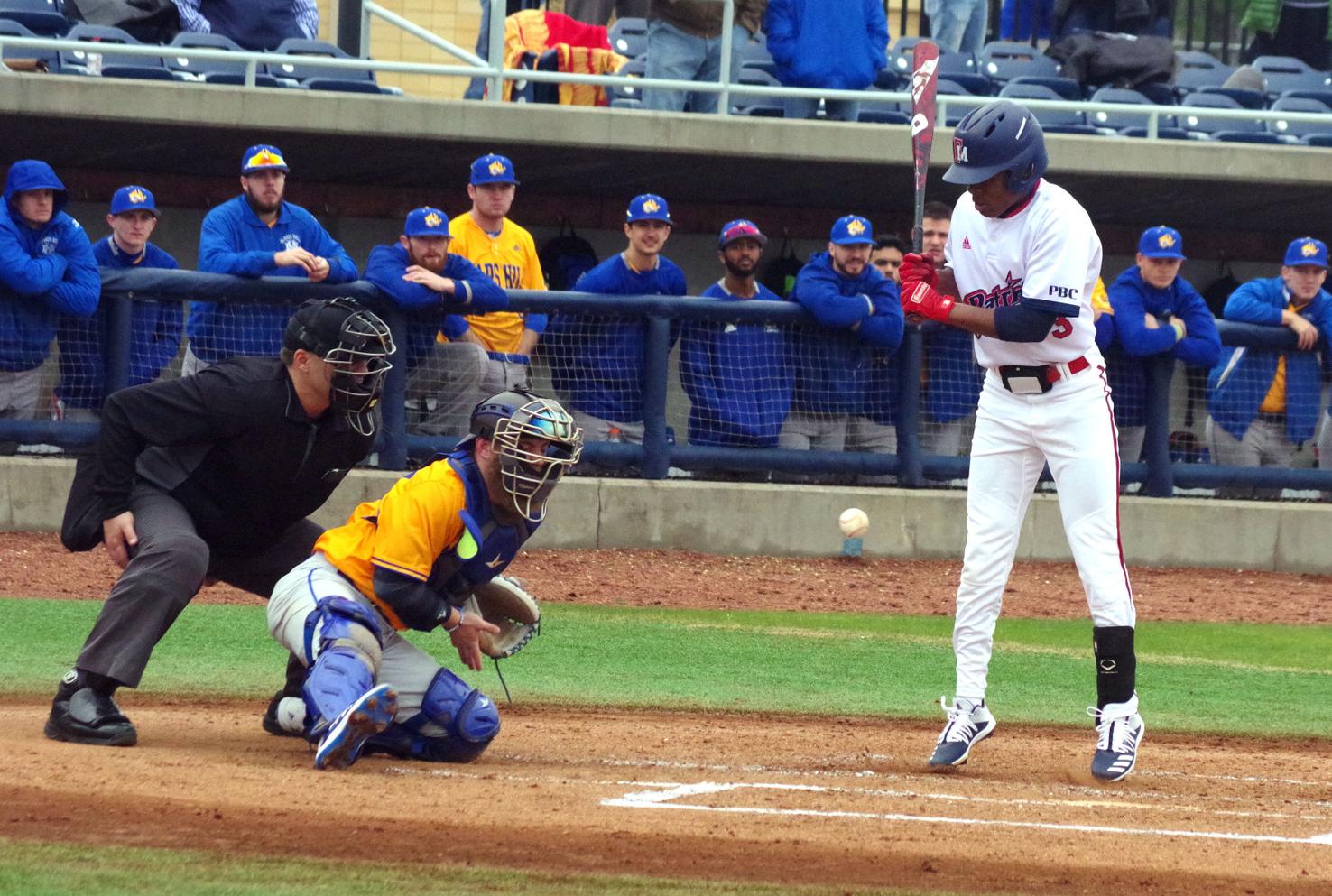 Photos: FMU vs Mars Hill