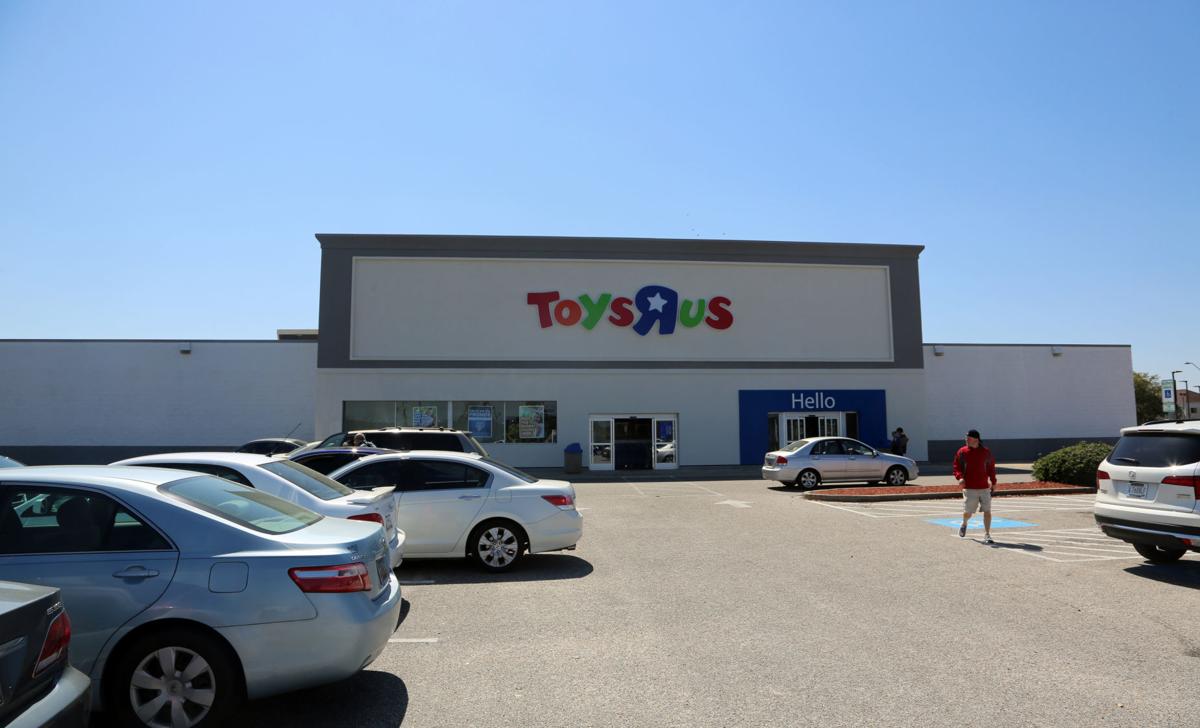 Toys R Us employees in Florence faced with uncertainty