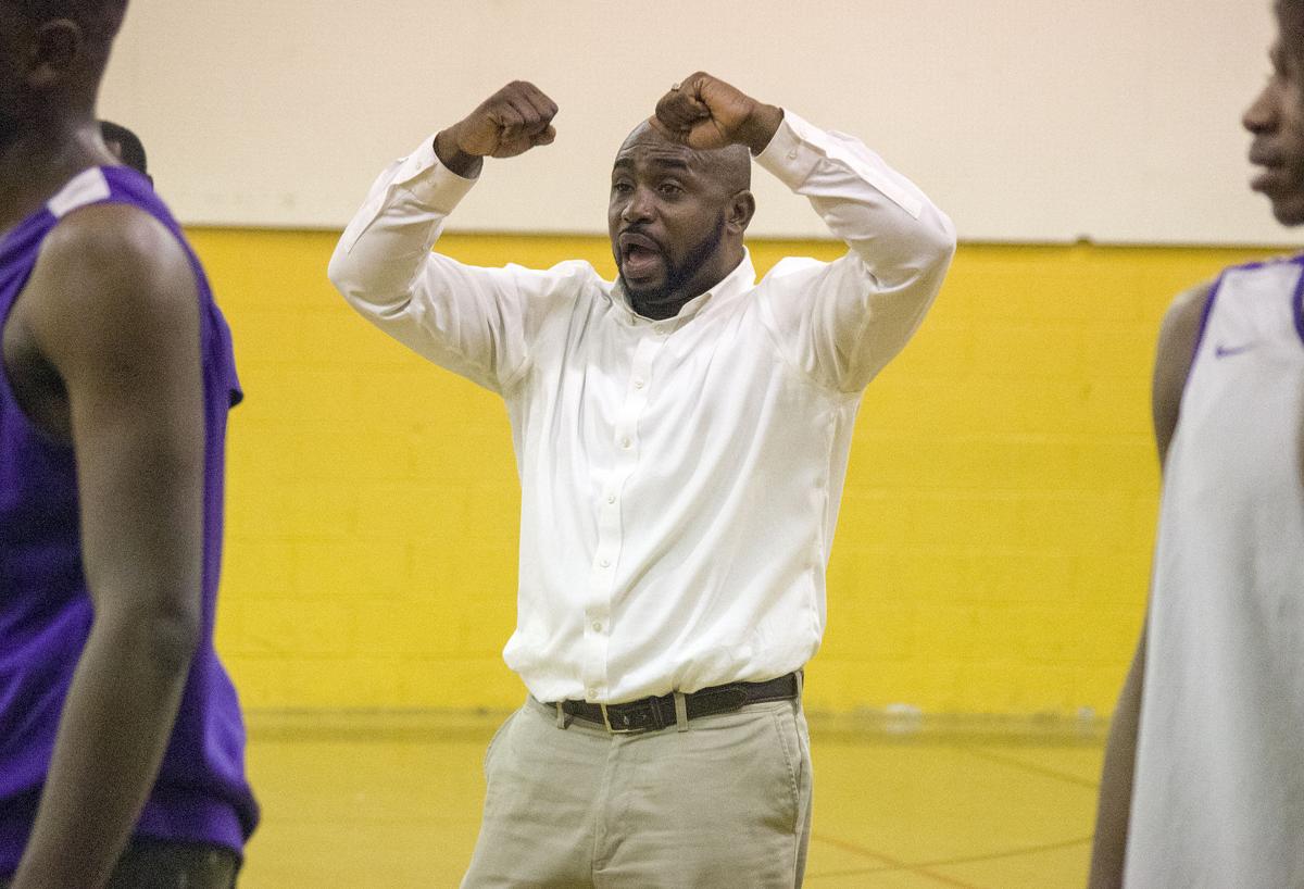 PREP BASKETBALL ROUNDUP: Wilson boys' coach Derrick McQueen earns 100th win
