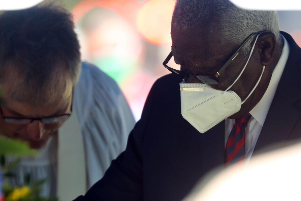 Florence County says goodbye to James Schofield | Politics | scnow.com