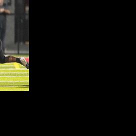 South Florence WR Jayden Sellers signs with South Carolina